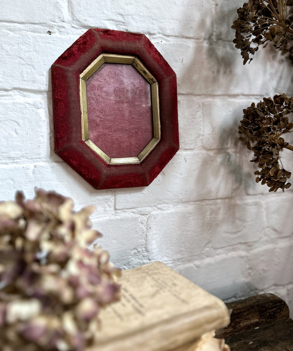 French antique red velvet hexagonal photo picture frame – The Old ...