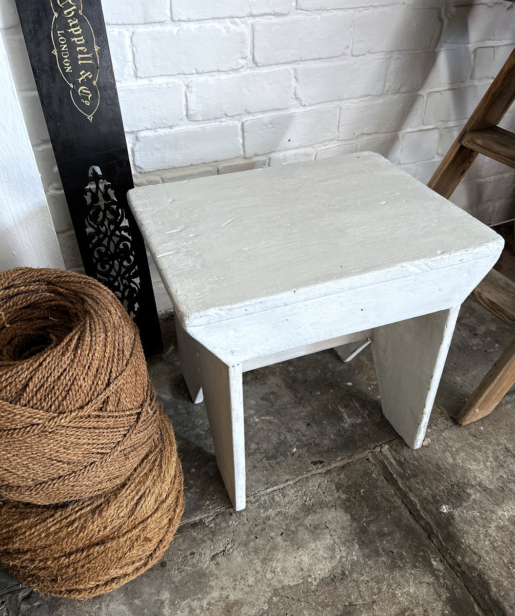 Vintage country style white chippy painted wooden kitchen step stool ...